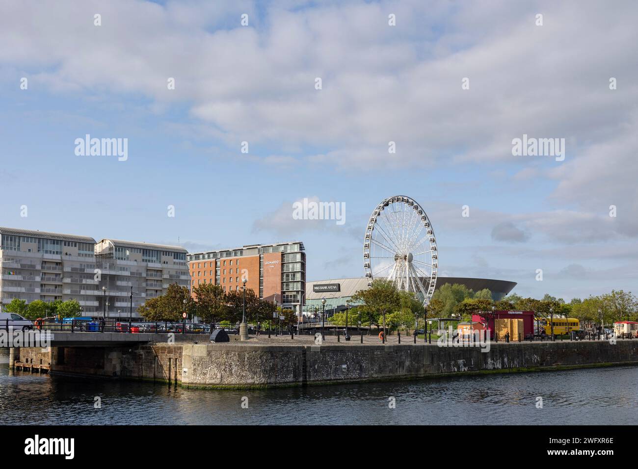 Liverpool, united kingdom May, 16, 2023 Ferris wheel of Liverpool is ...