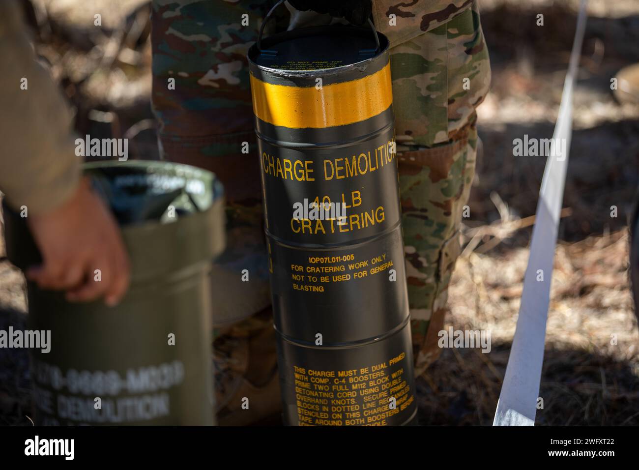 U.S. Army Reserve Soldiers assigned to 689th Engineer Company, 841st ...