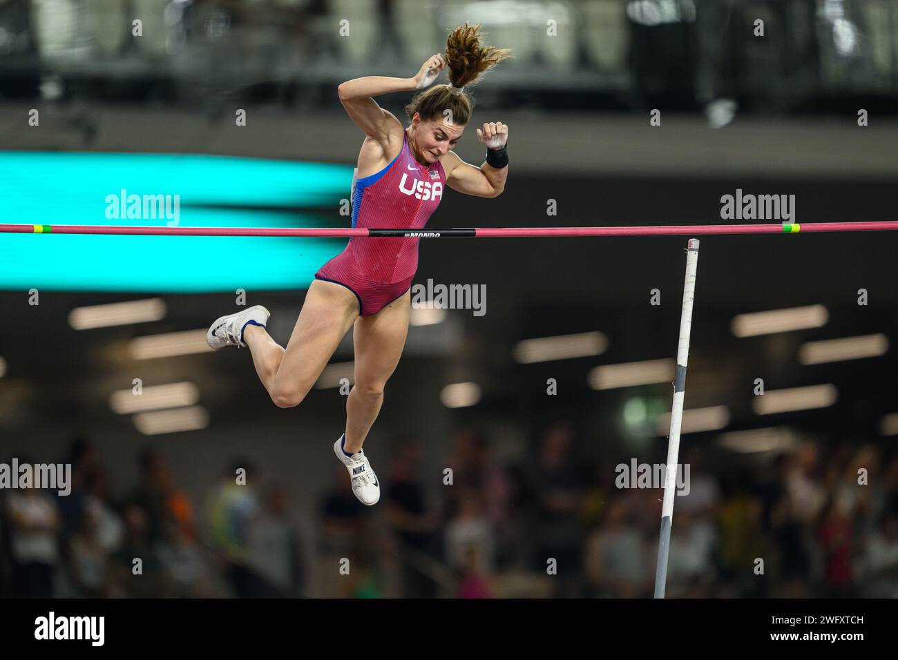 Bridget WILLIAMS participating in the Pole Vault at the World Athletics ...