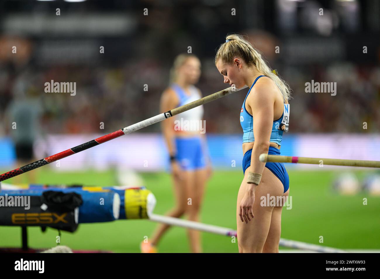 Elina lampela pole vault hi-res stock photography and images - Alamy