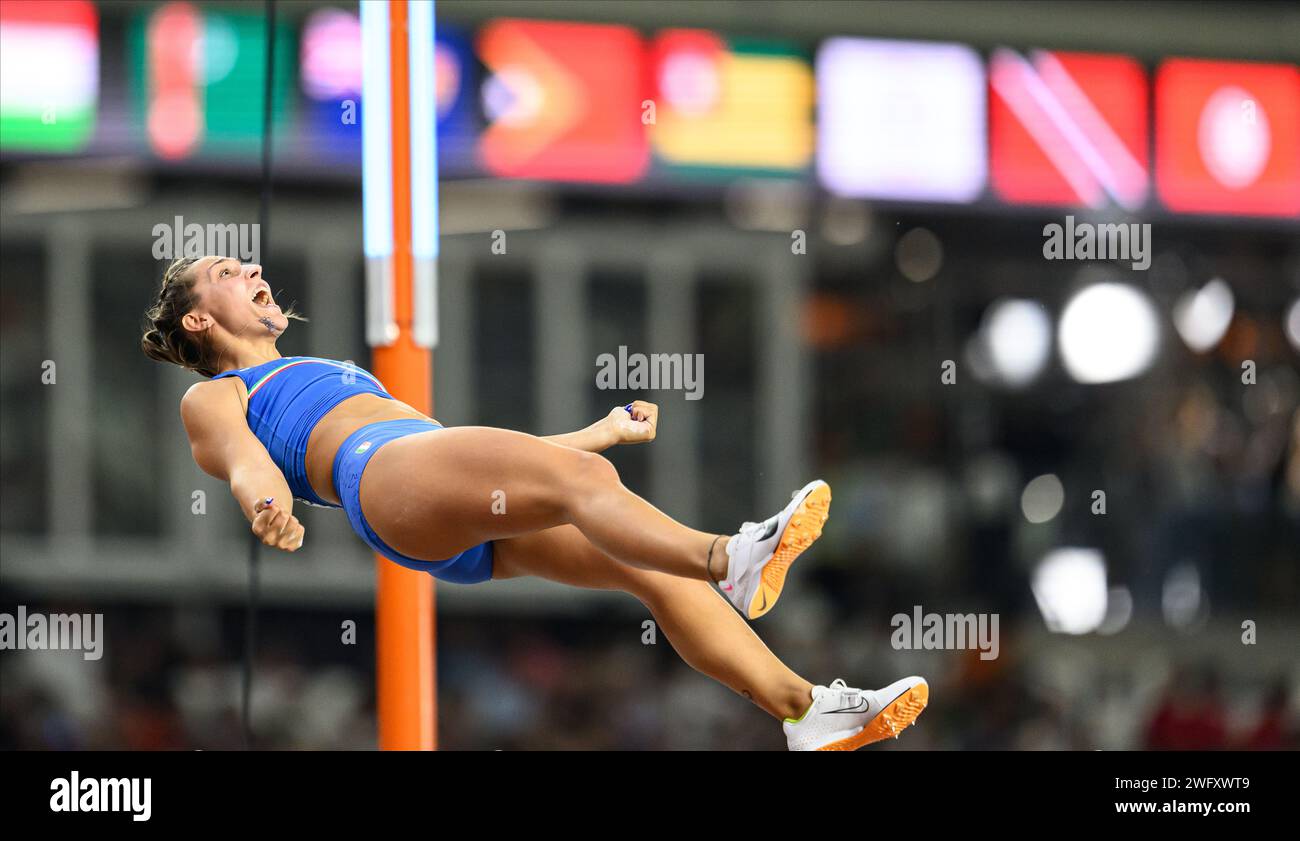 Elisa MOLINAROLO participating in the Pole Vault at the World Athletics ...
