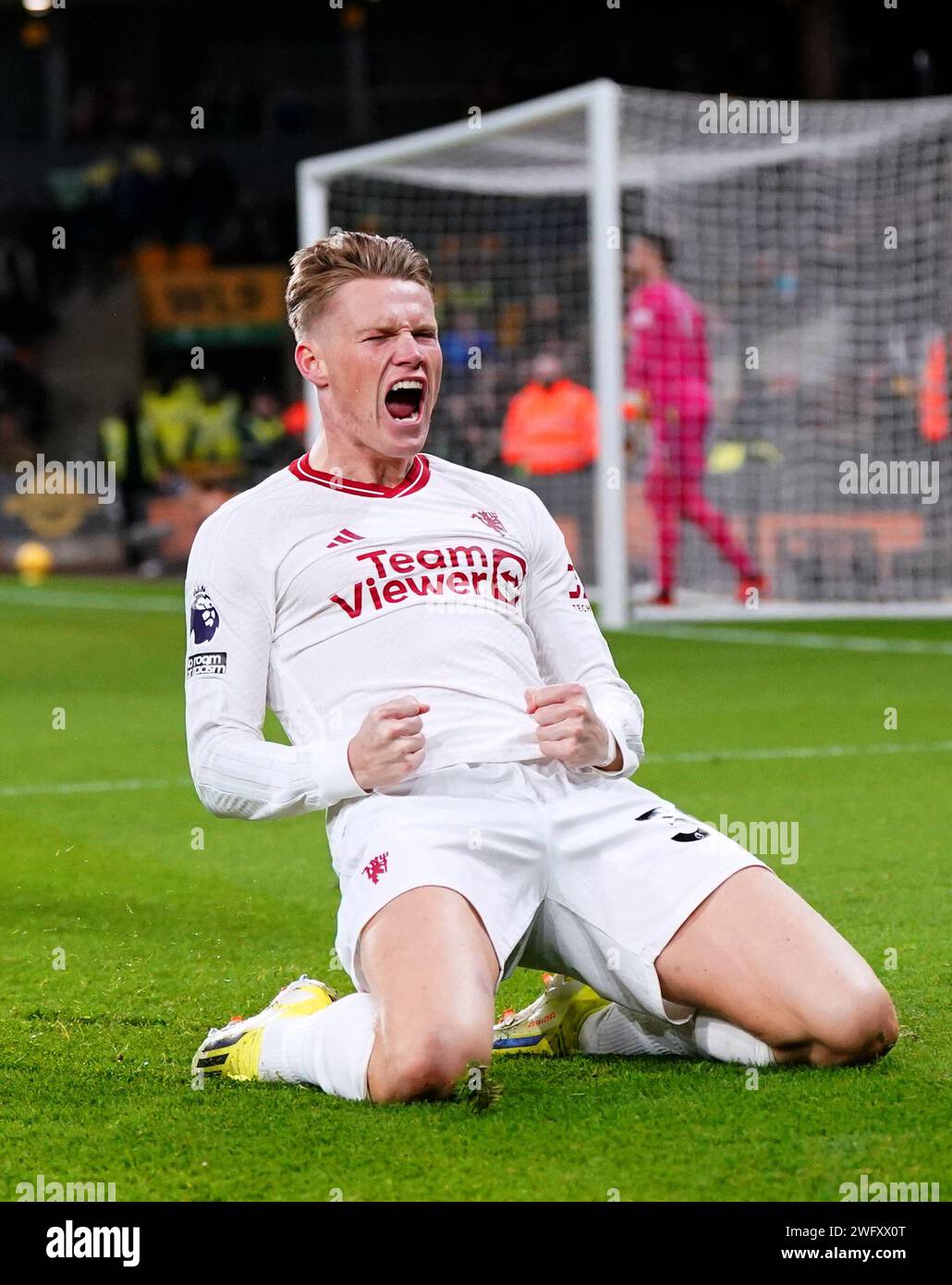 Manchester United's Scott McTominay celebrates scoring their side's ...