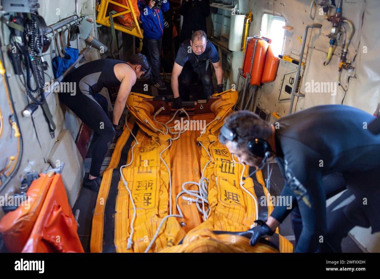 Japan Maritime Self-Defense Force members with Air Rescue Squadron 71 ...