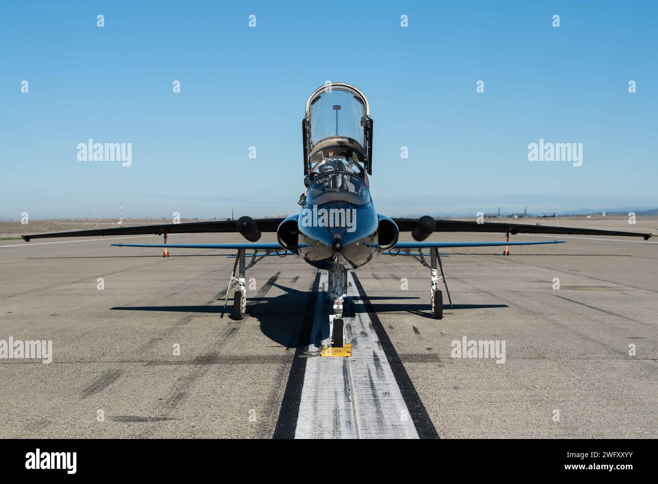 A U.S. Air Force T-38 Talon and U-2 Dragon Lady await other aircraft on ...