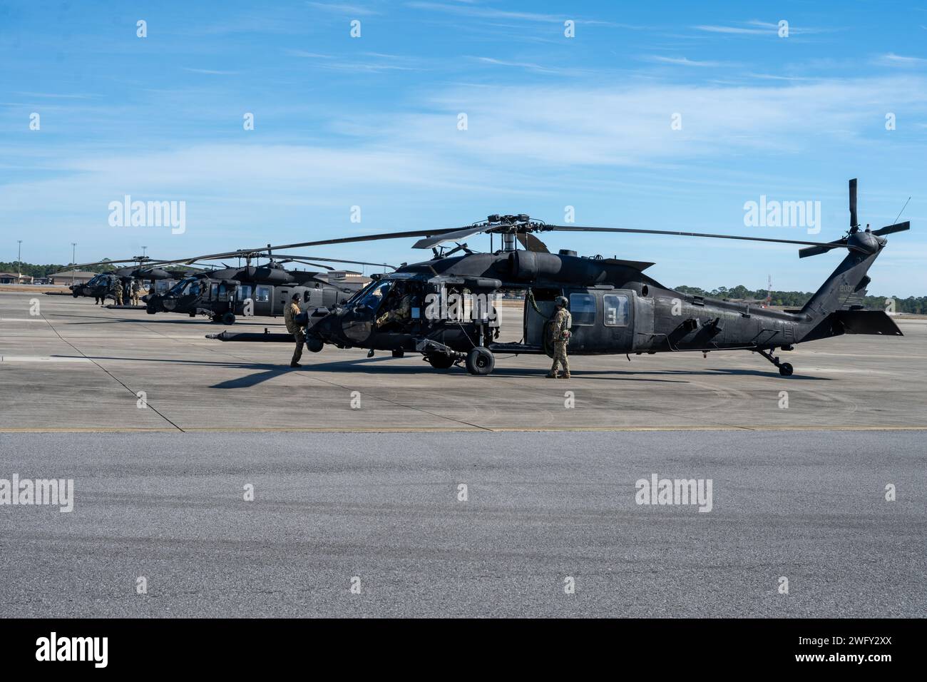 U.S. Army Soldiers, assigned to the 160th Special Operations Aviation ...