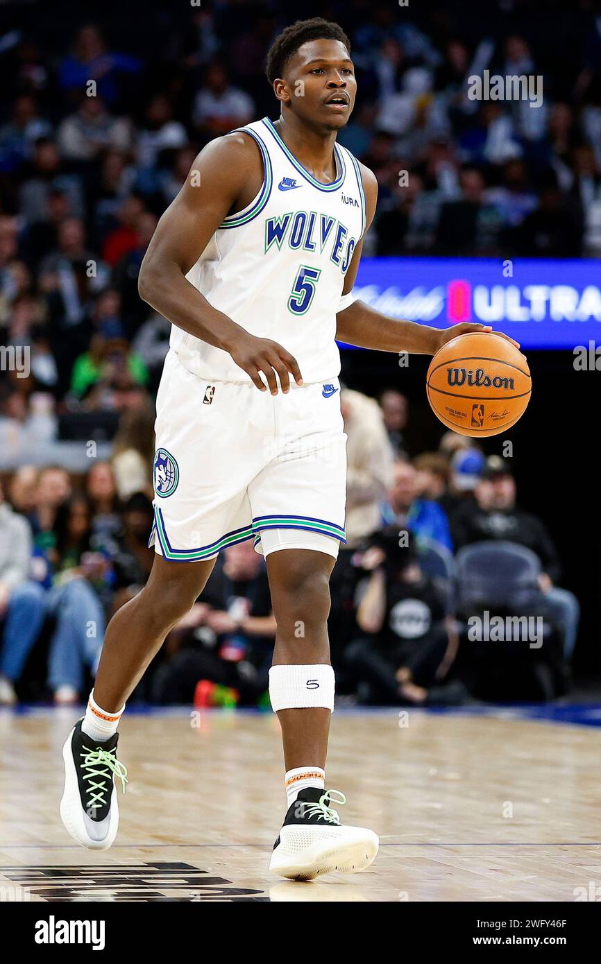 Minnesota Timberwolves guard Anthony Edwards (5) dribbles during the ...