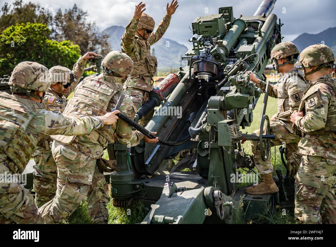 487th field artillery hi-res stock photography and images - Alamy