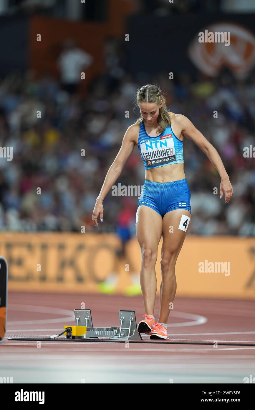 Viivi LEHIKOINEN participating in the 400 meters hurdles at the World ...