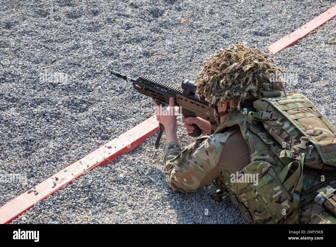 British soldiers from the Princess of Wales Royal Regiment (PWRR ...