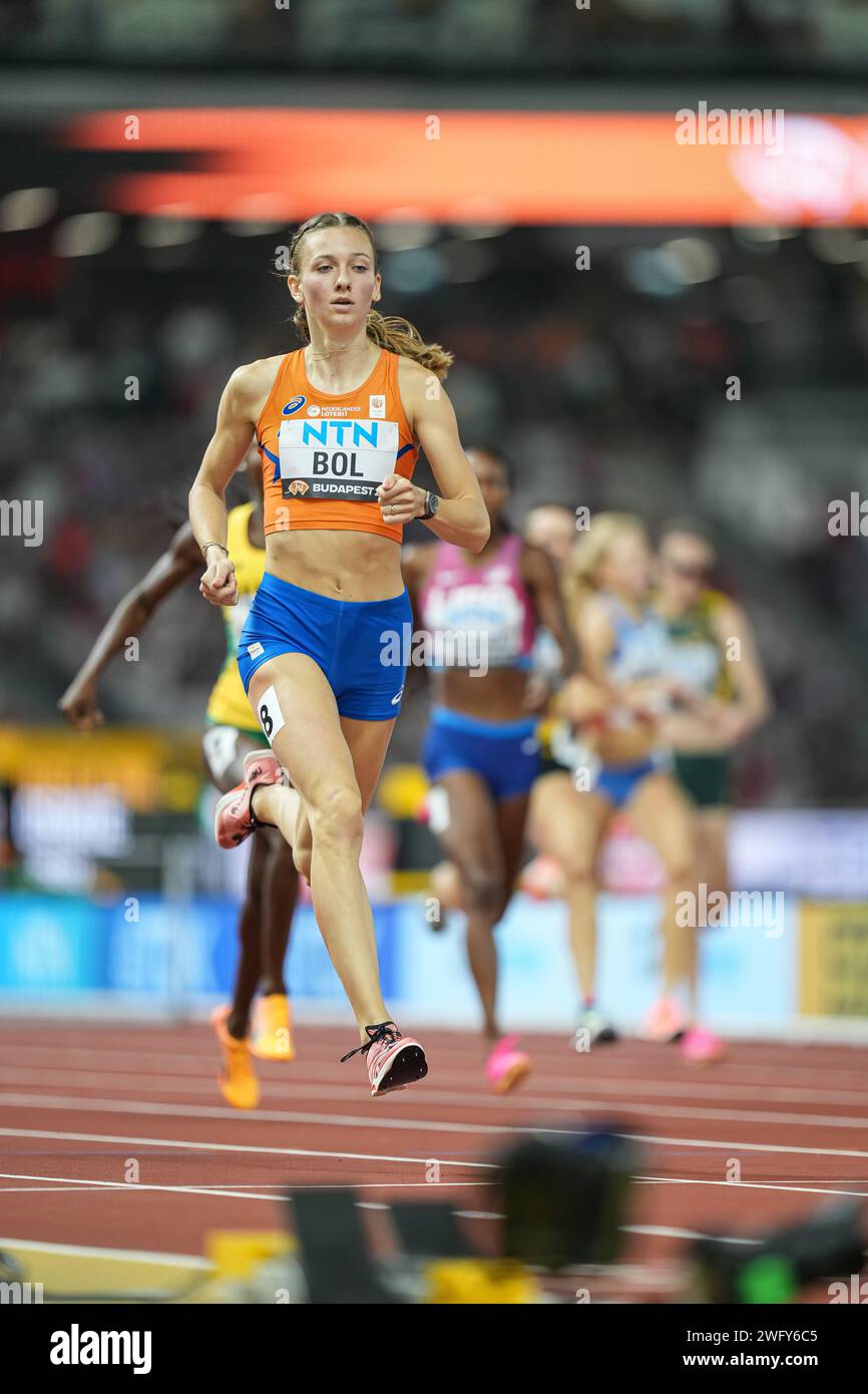 Femke BOL participating in the 400 meters hurdles at the World ...