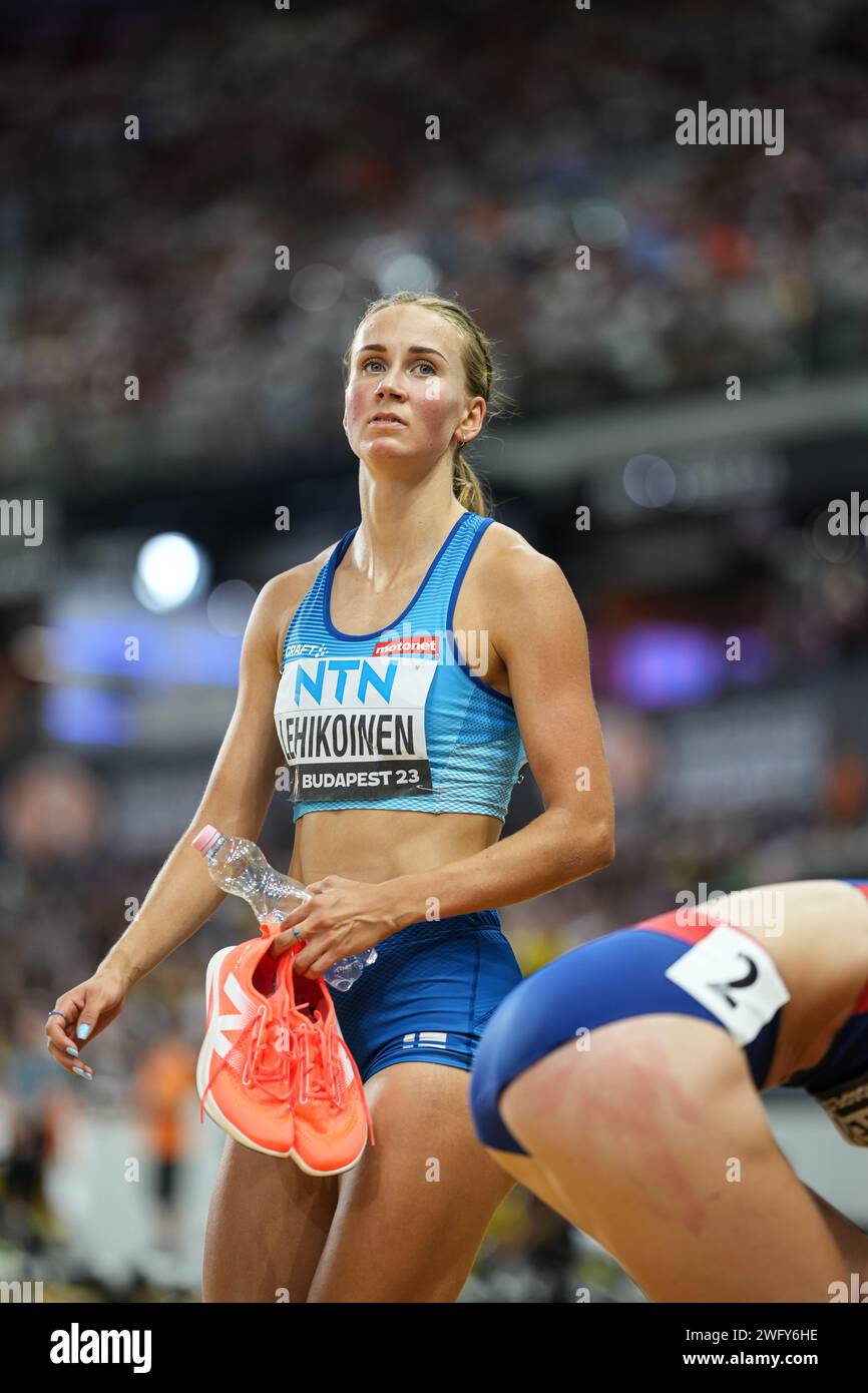 Viivi LEHIKOINEN participating in the 400 meters hurdles at the World ...