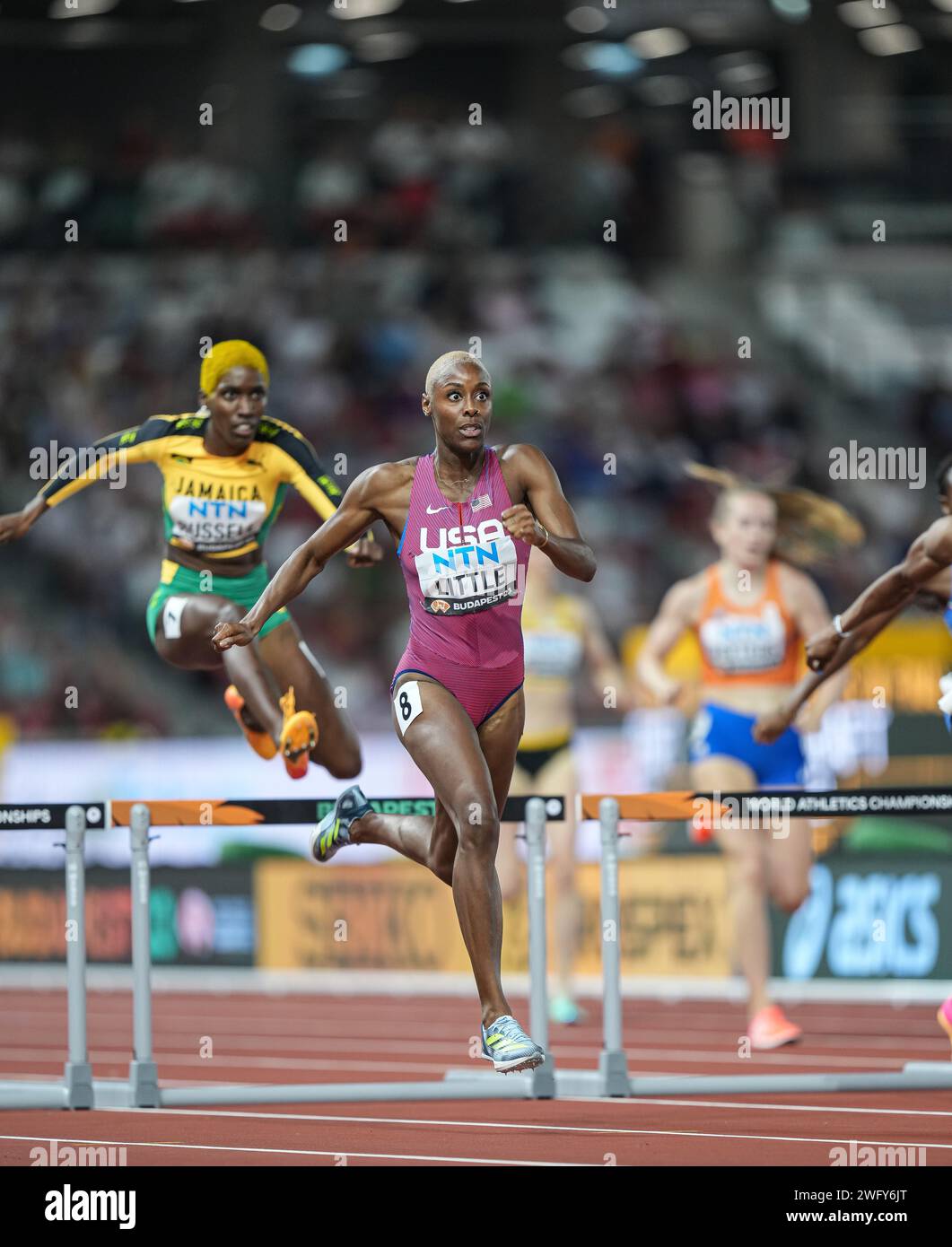 Shamier LITTLE participating in the 400 meters hurdles at the World ...