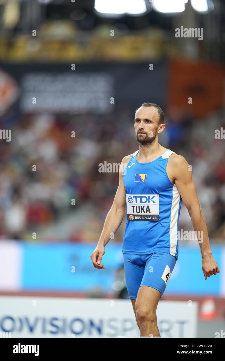 Amel Tuka participating in the 800m at the World Athletics ...