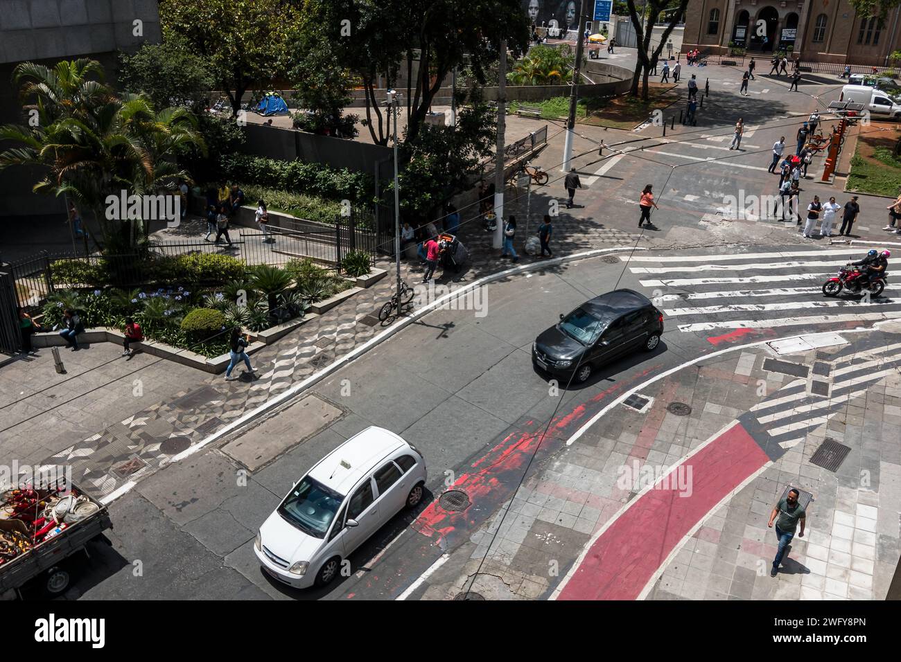 Atento brasil hi-res stock photography and images - Alamy
