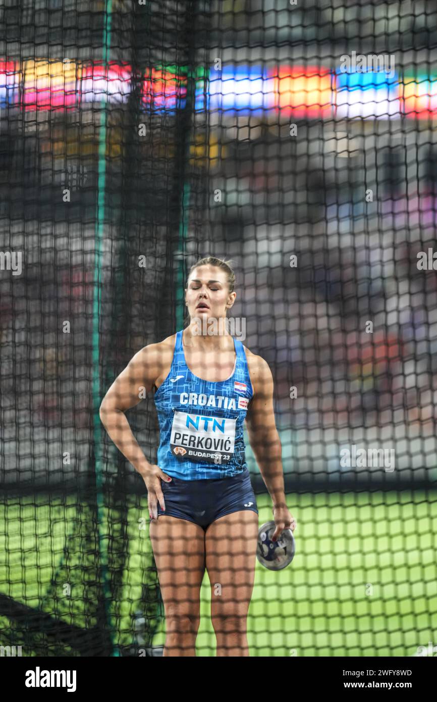 Sandra PERKOVIĆ participating in the Discus Throw at the World ...