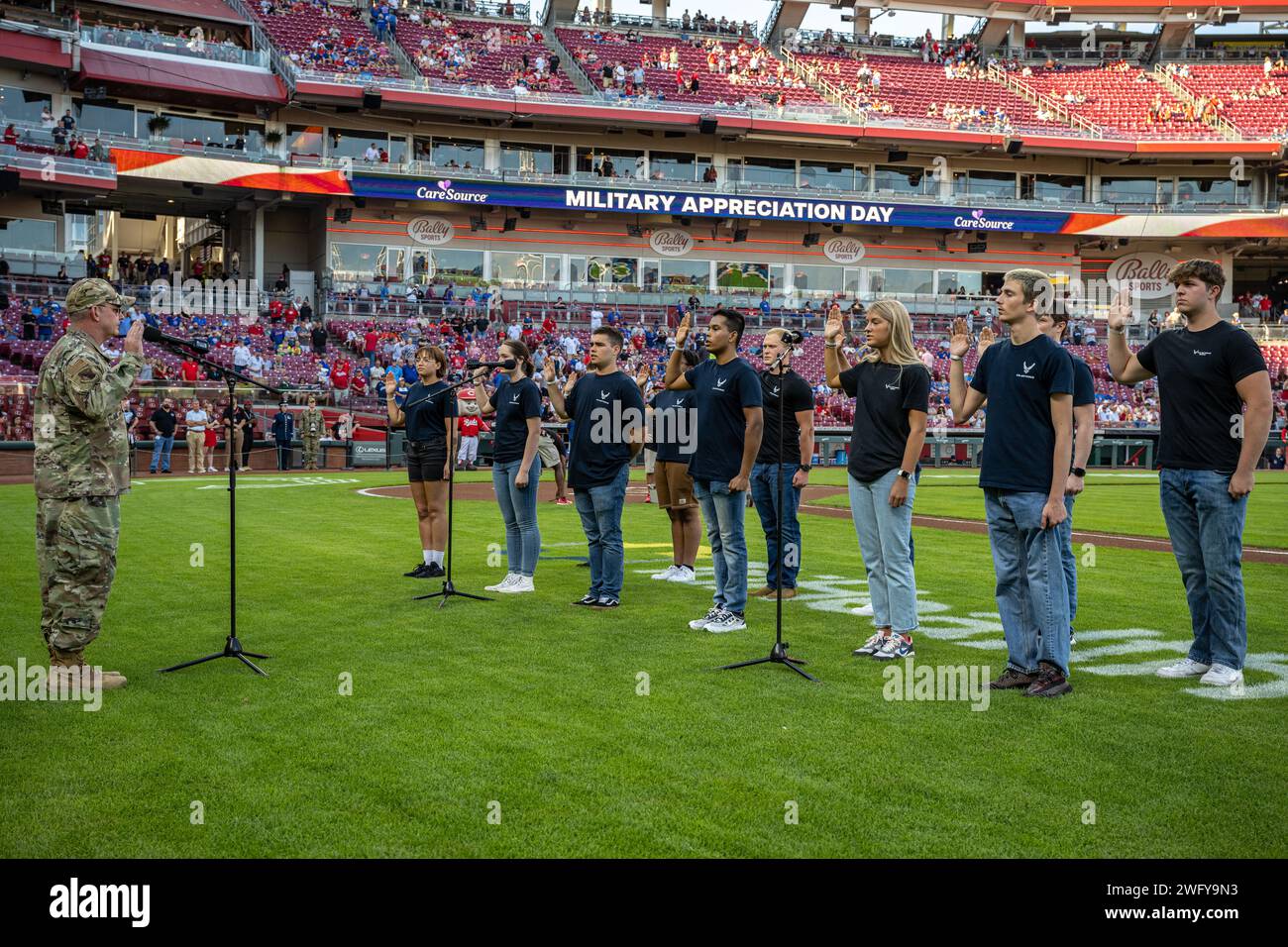 Sworn air force hi-res stock photography and images - Alamy