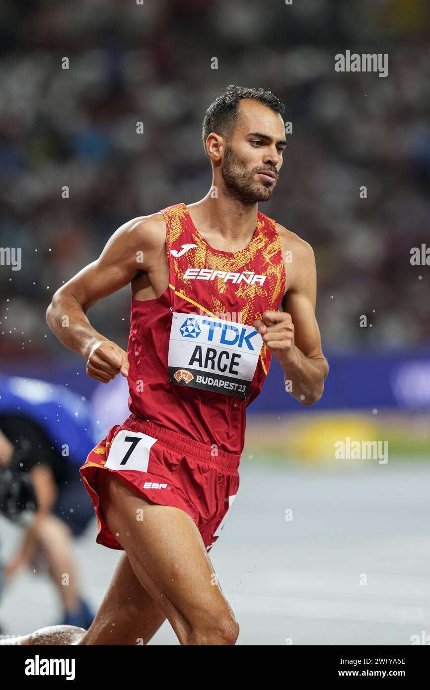 Daniel Arce participating in the 3000 METRES STEEPLECHASE at the World Athletics Championships ...
