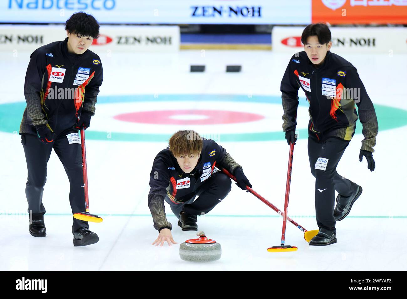 Hokkaido Bank Curling Stadium, Hokkaido, Japan. 1st Feb, 2024. (L-R ...