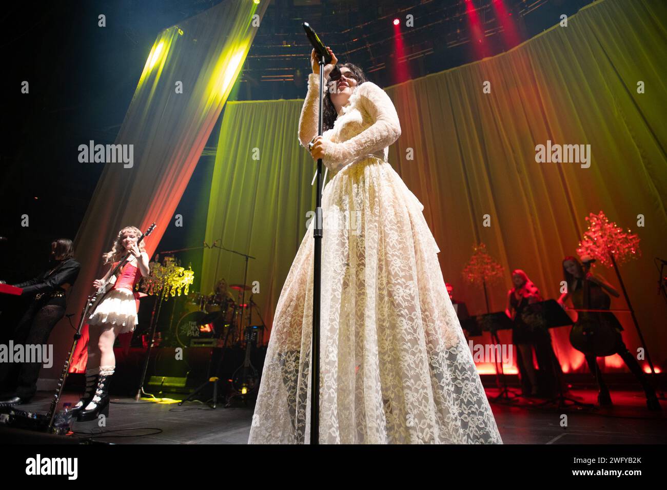Singer abigail morris hi-res stock photography and images - Alamy