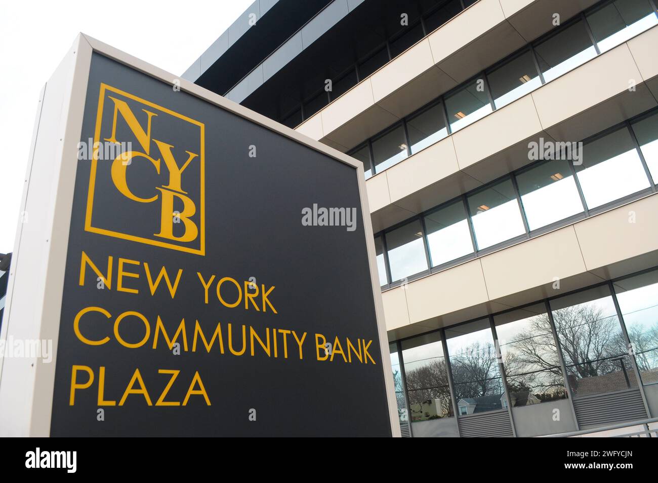 New York, United States. 01st Feb, 2024. The New York Community Bank ...
