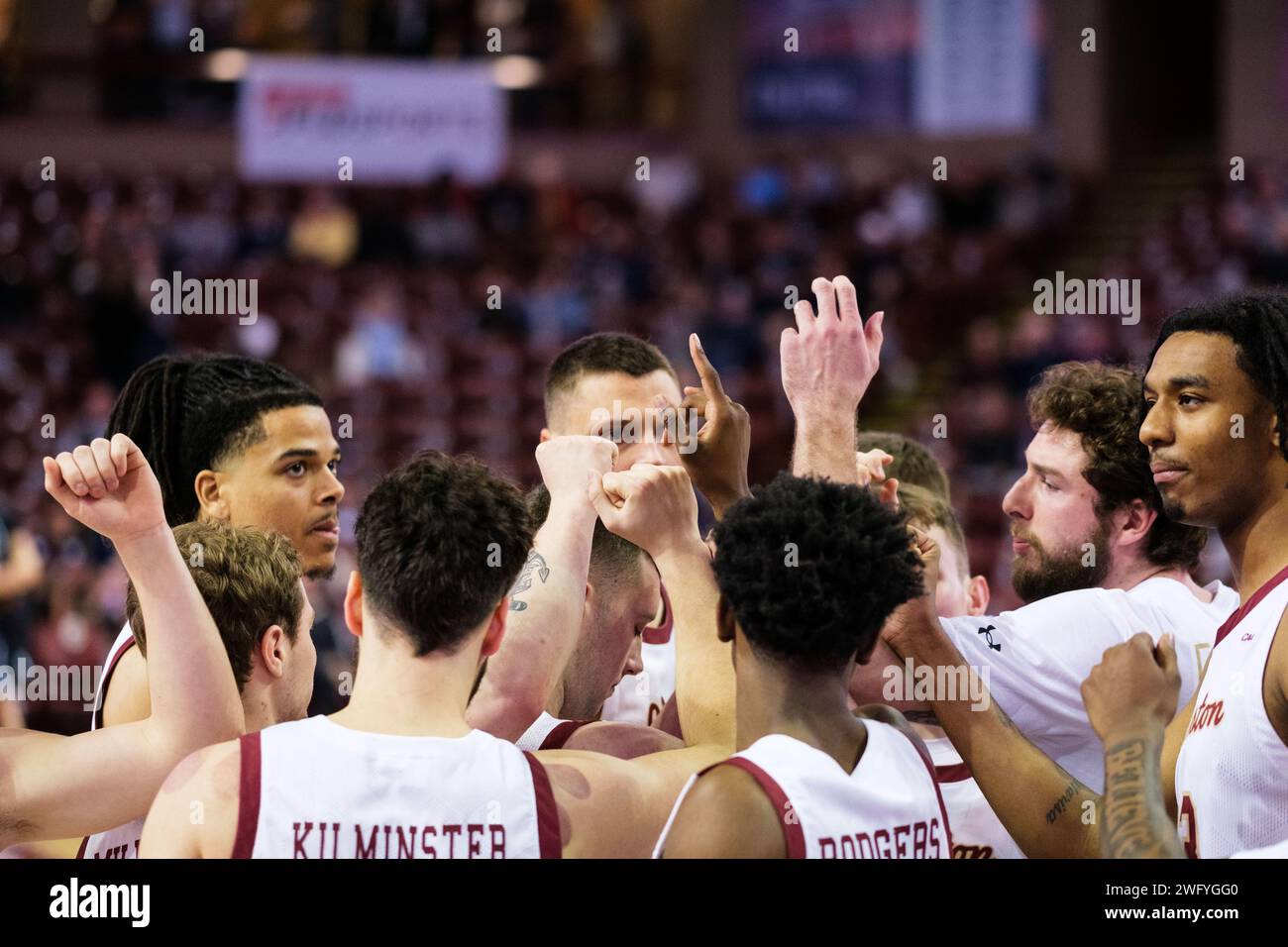 Charleston, South Carolina, USA. 1st Feb, 2024. Charleston Cougars ...