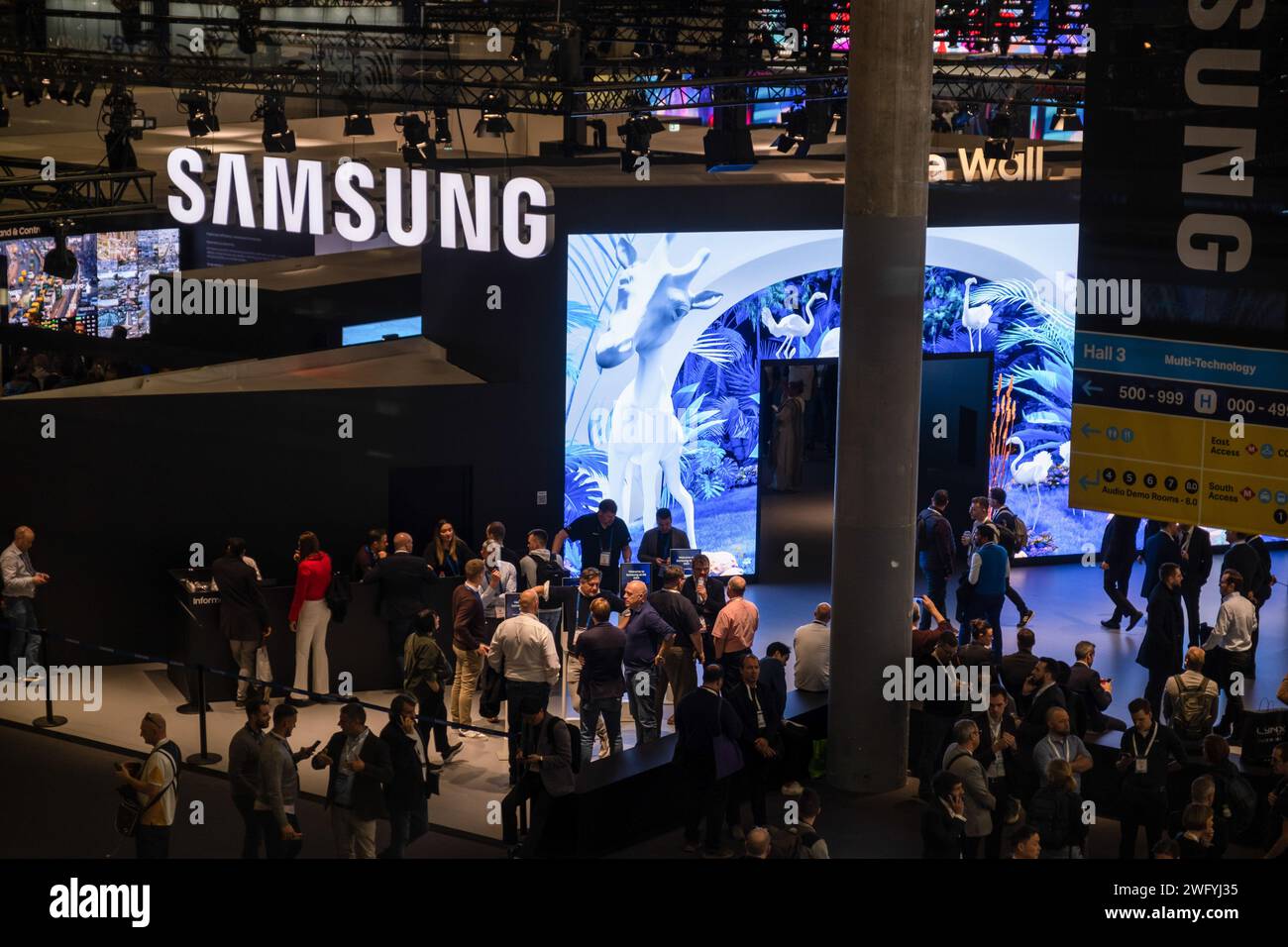 Ise technology logo hi-res stock photography and images - Alamy