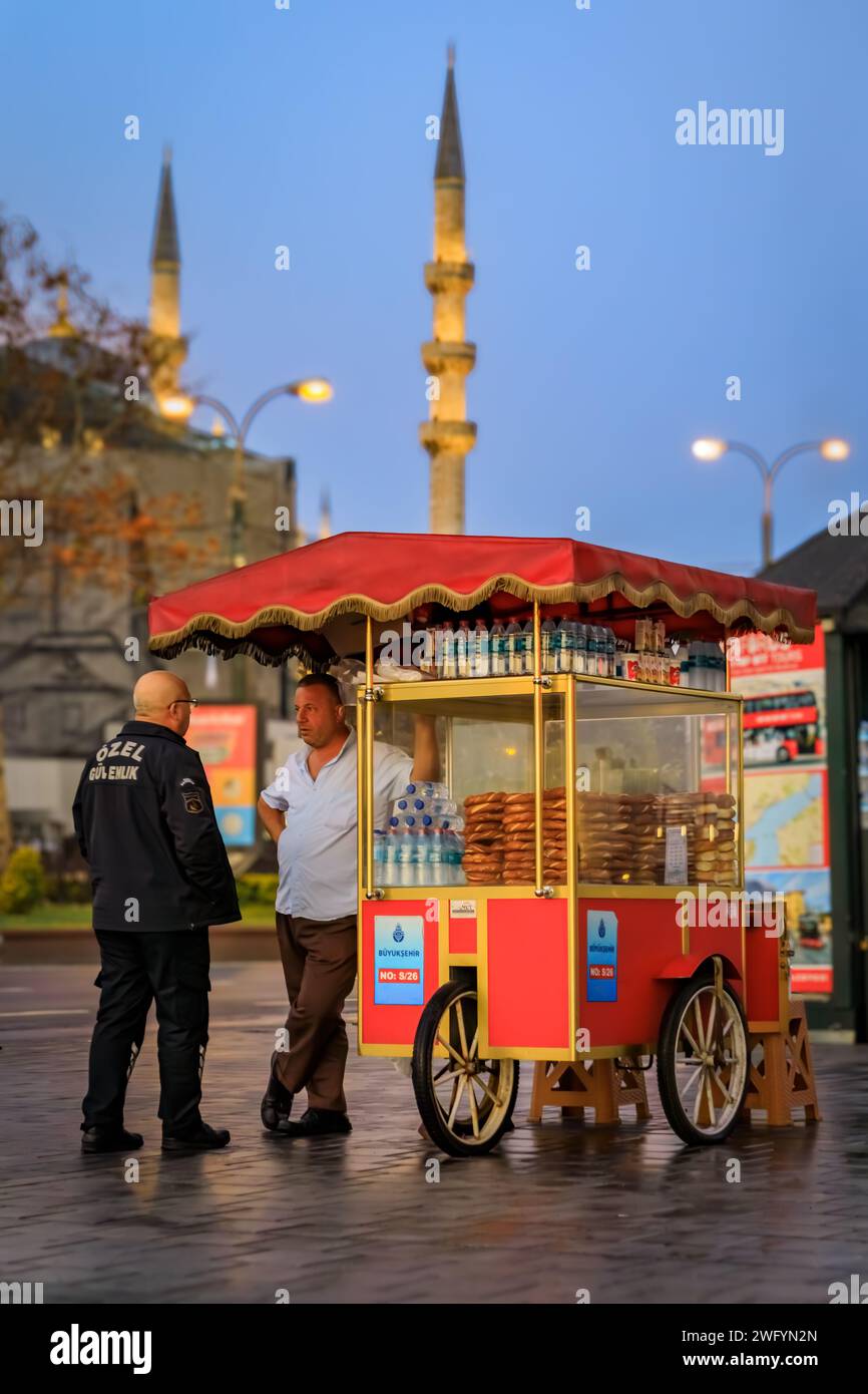 Mobile food cart istanbul hi-res stock photography and images - Alamy