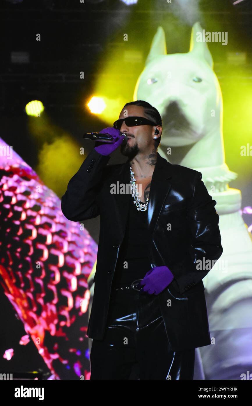 Don juan world tour hi-res stock photography and images - Alamy