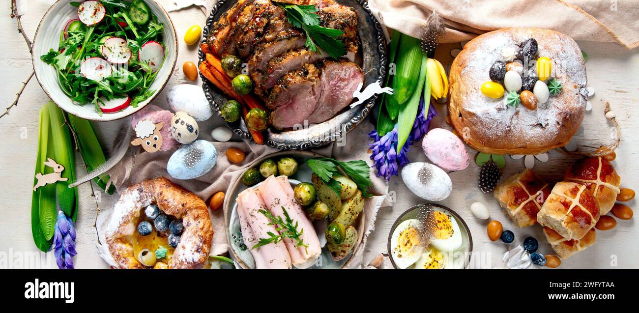 Easter dinner. Traditional food. Family spring event. Top view, banner ...