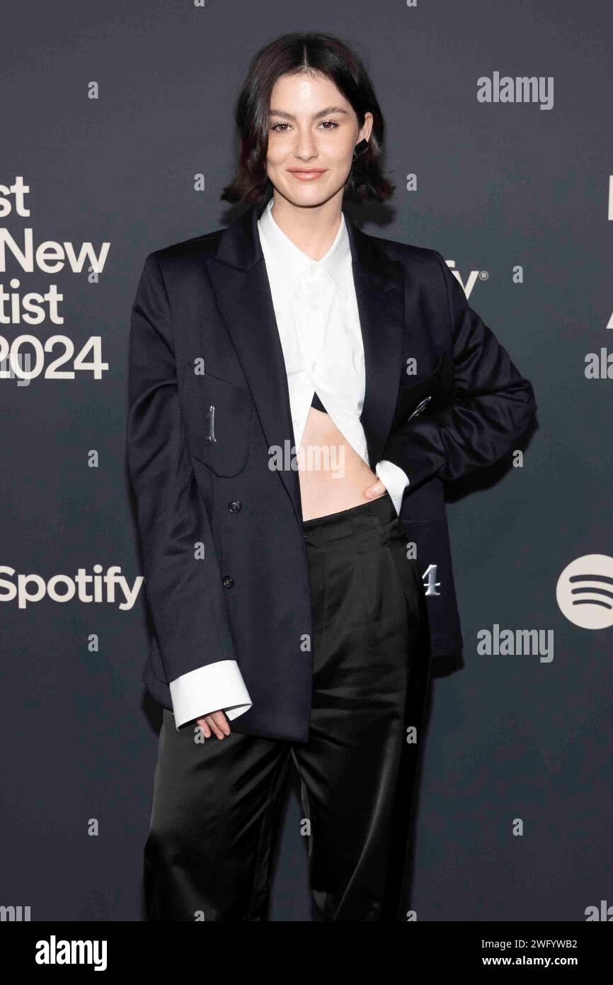 Los Angeles, USA. 01st Feb, 2024. Gracie Abrams attends the arrivals of ...