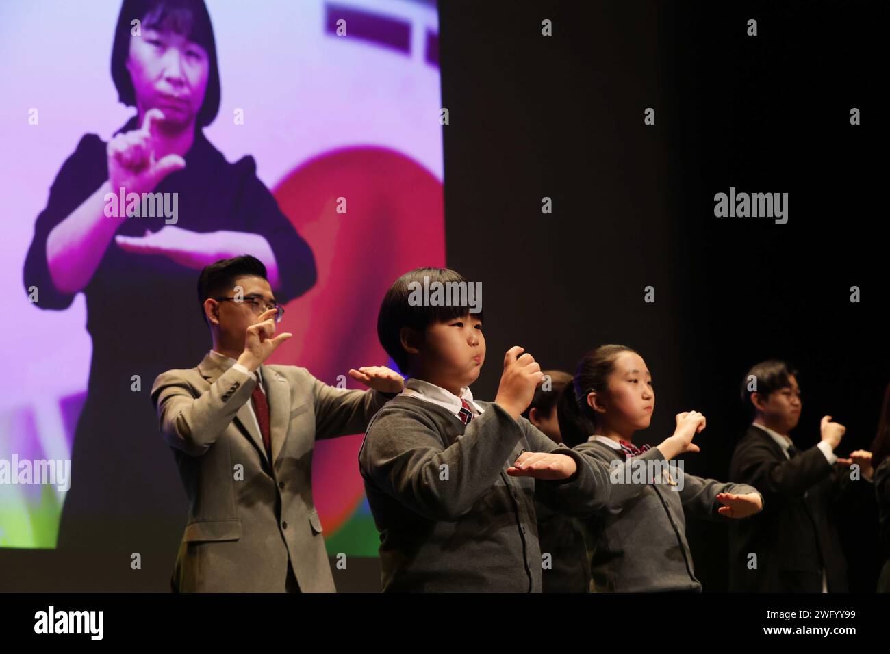 Korean Sign Language Day A chorus uses sign language to sing the ...