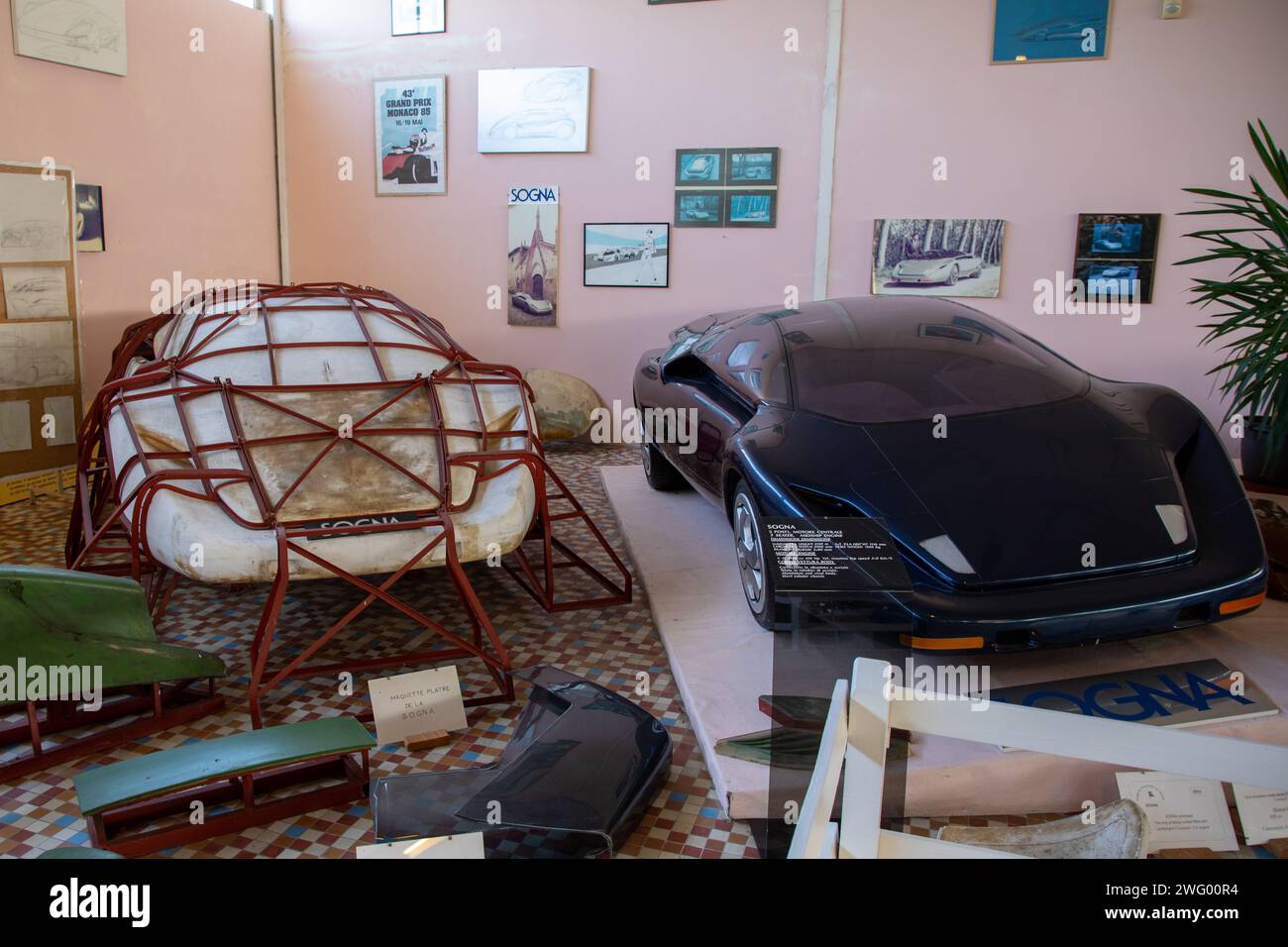 Talmont-Saint-Hilaire , France - 01 25 2024 : Sogna concept car italy ...