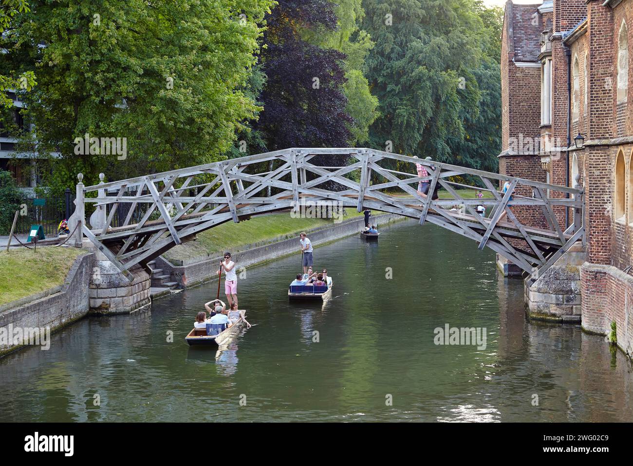 Famous british queens hi-res stock photography and images - Alamy