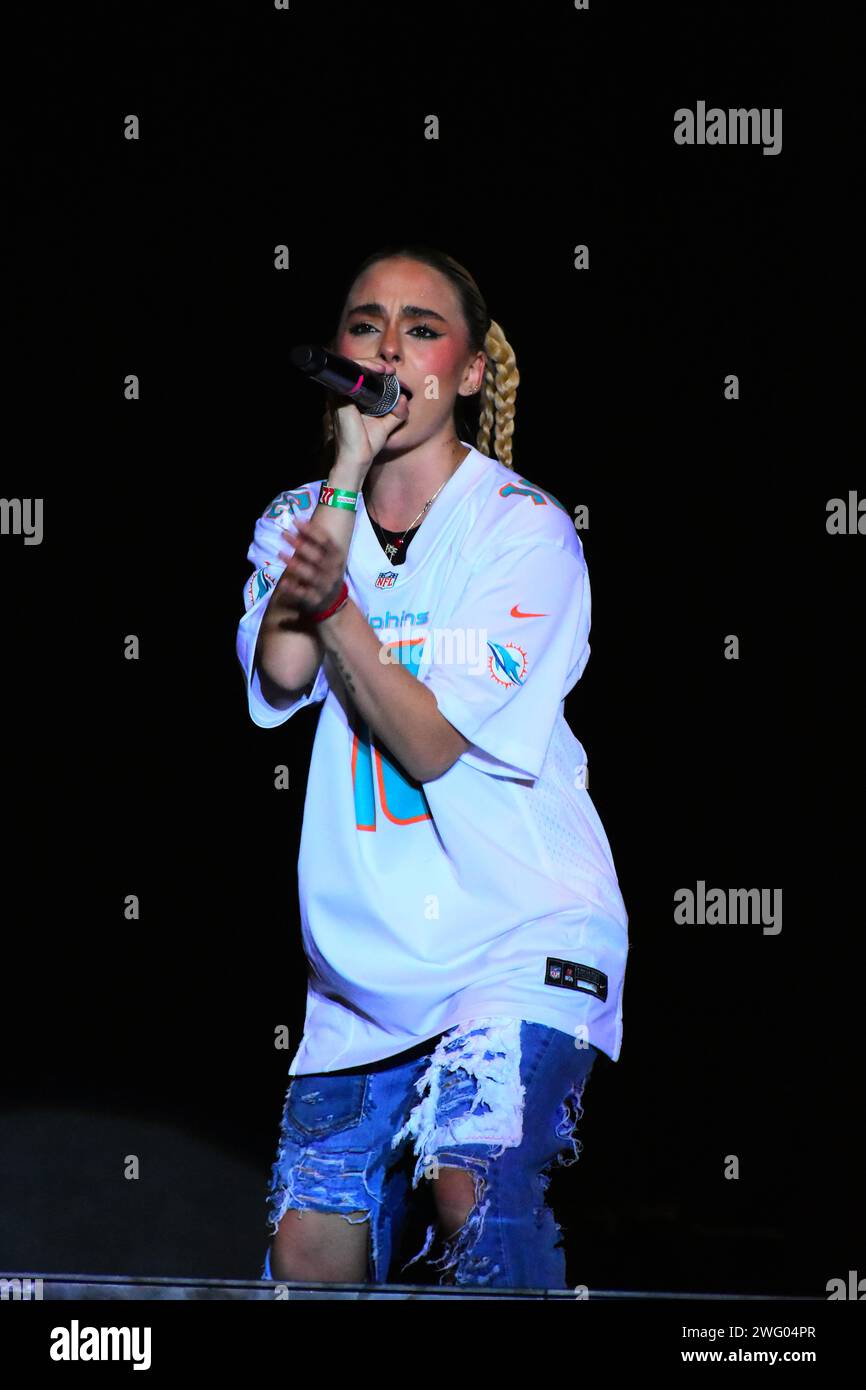 Jvmodel hi-res stock photography and images - Alamy