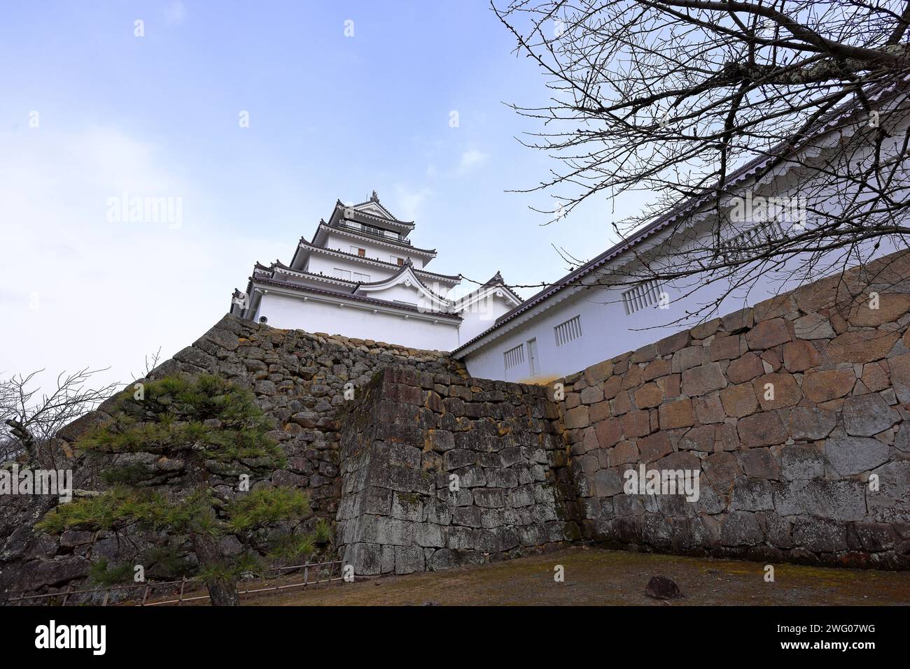 Tsuruga Castle (Wakamatsu castle) a concrete replica of 14th-century ...