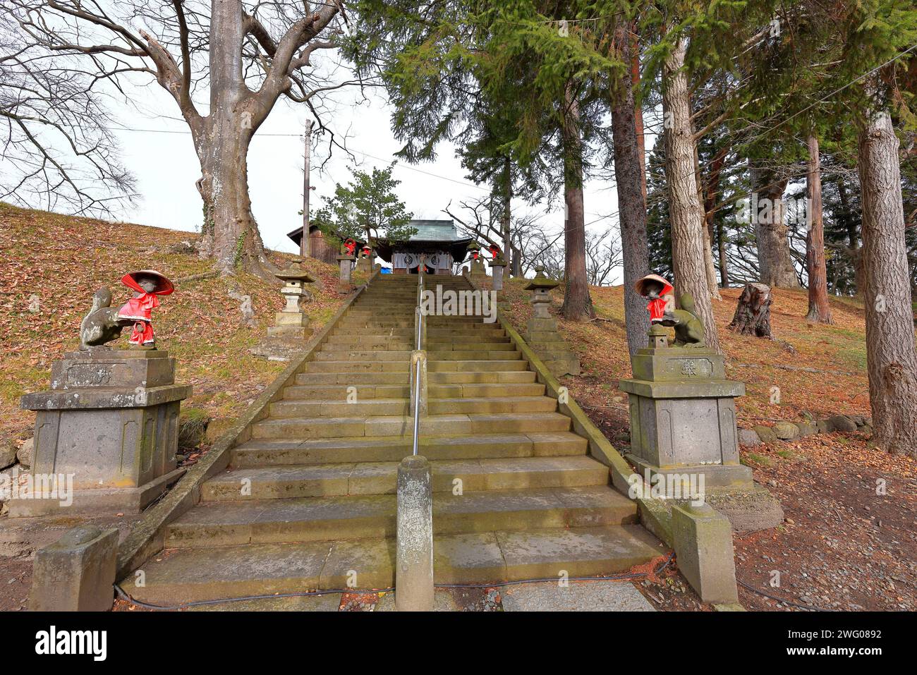 Tsuruga Castle (Wakamatsu castle) a concrete replica of 14th-century ...