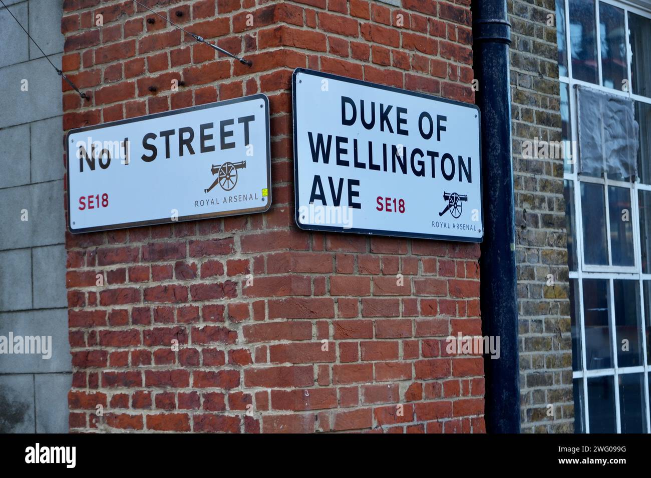 Streetsigns on the corner of No 1 Street and Duke of Wellington Ave ...
