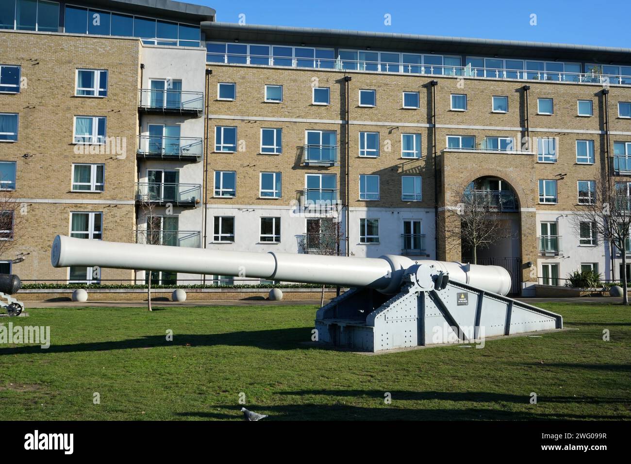 Gibraltar gun hi-res stock photography and images - Alamy