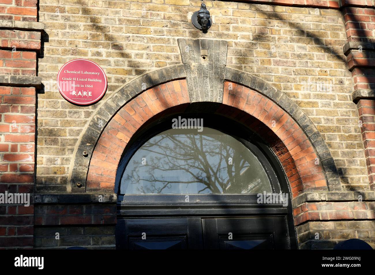 Lab architecture hi-res stock photography and images - Alamy