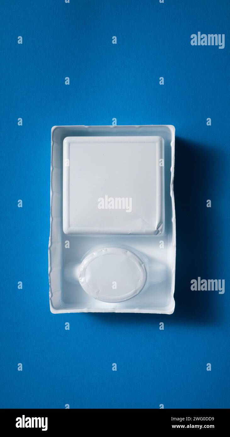 Plastic packaging hi-res stock photography and images - Alamy