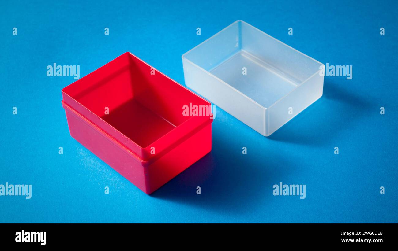 Red transparent plastic hi-res stock photography and images - Alamy