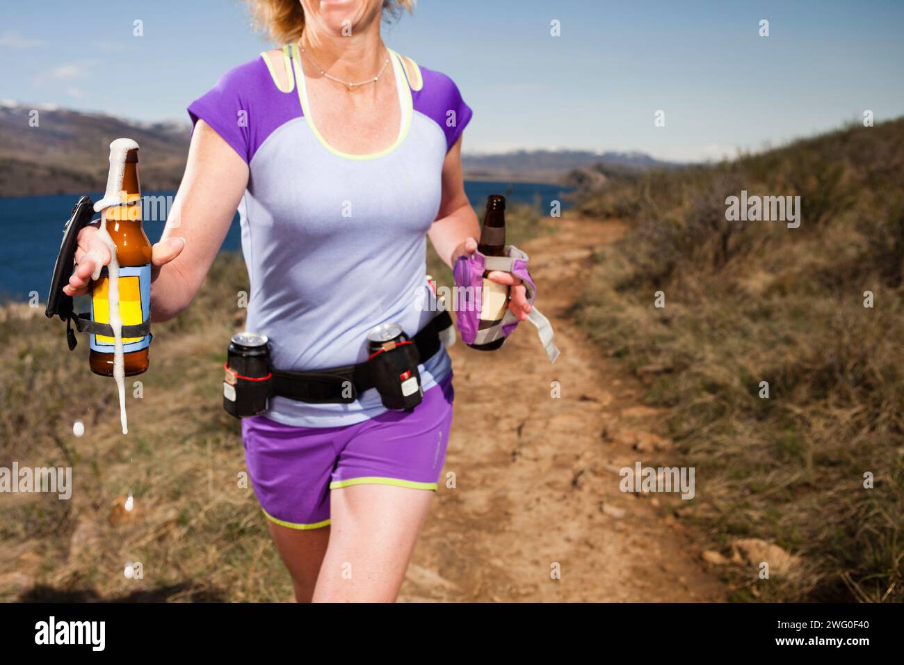 Person holding beer can hi-res stock photography and images - Alamy