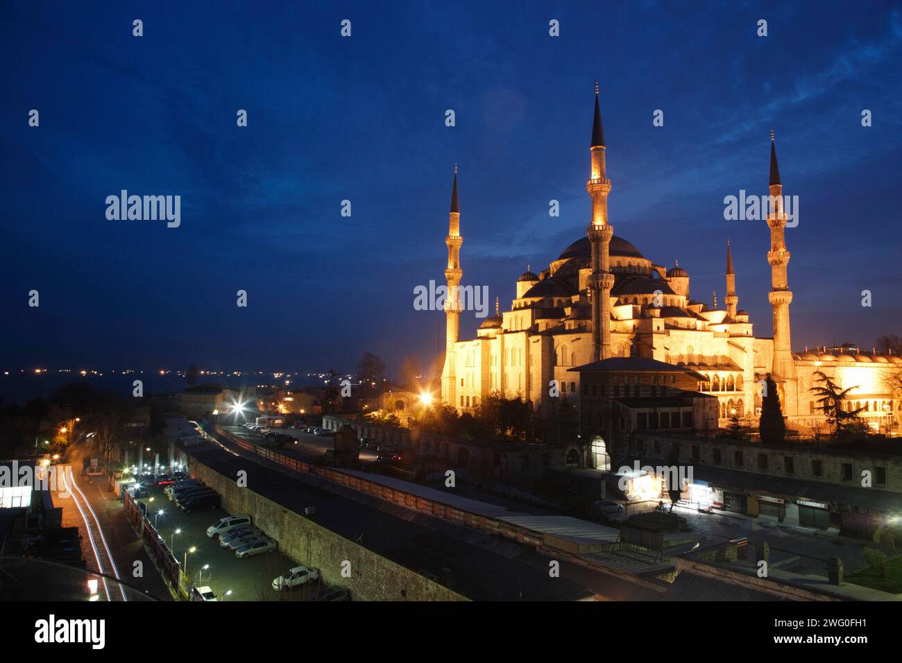 Haghia Sofia Mosque at dusk, Sultanahmet District, Istanbul, Turkey ...