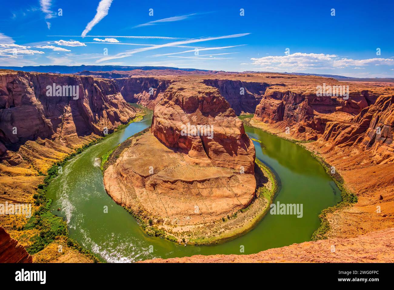 A stunning view of the iconic horseshoe-shaped bend in the Colorado ...