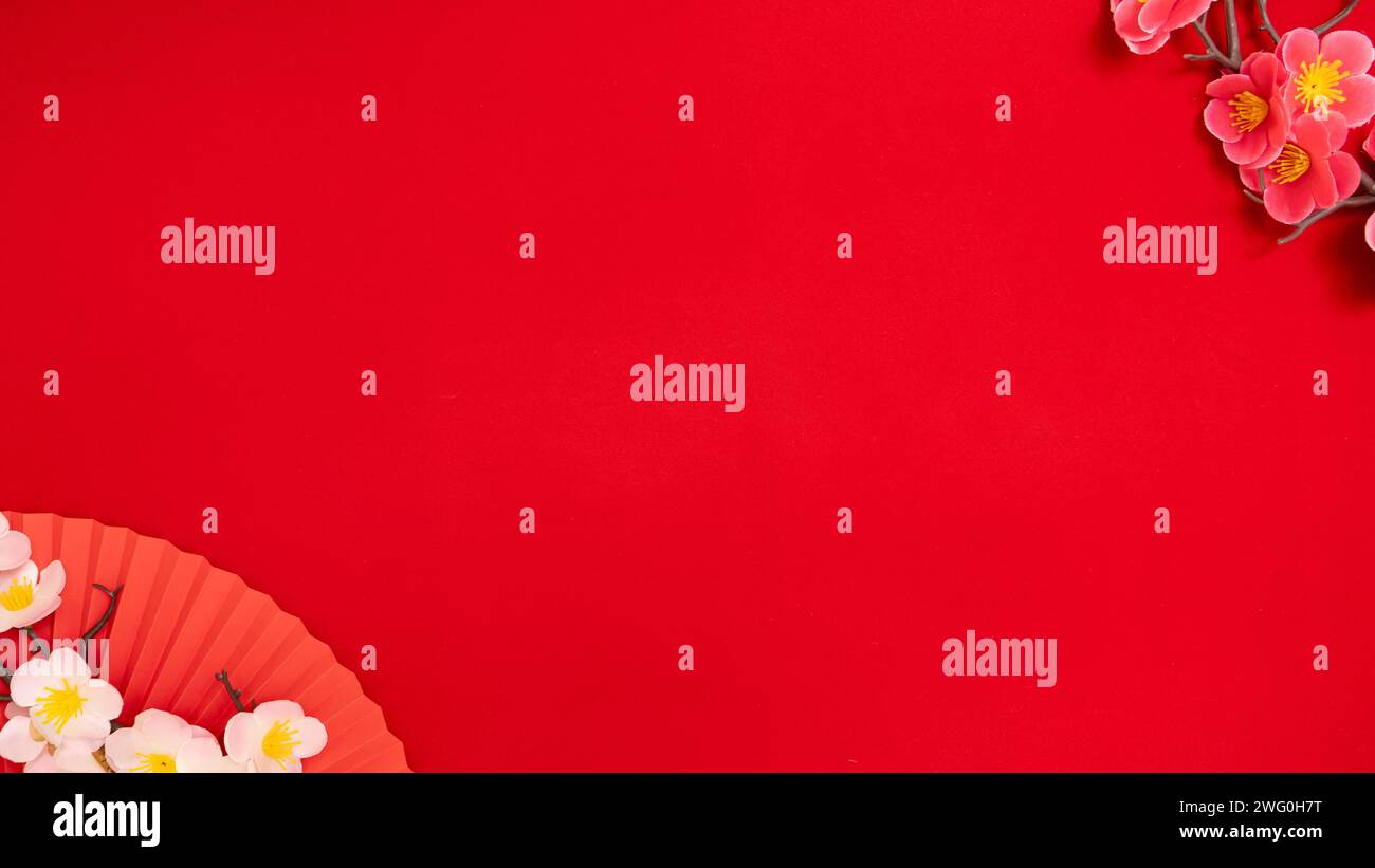 Chinese Lunar New Year background, red theme. flat lay frame of red ...
