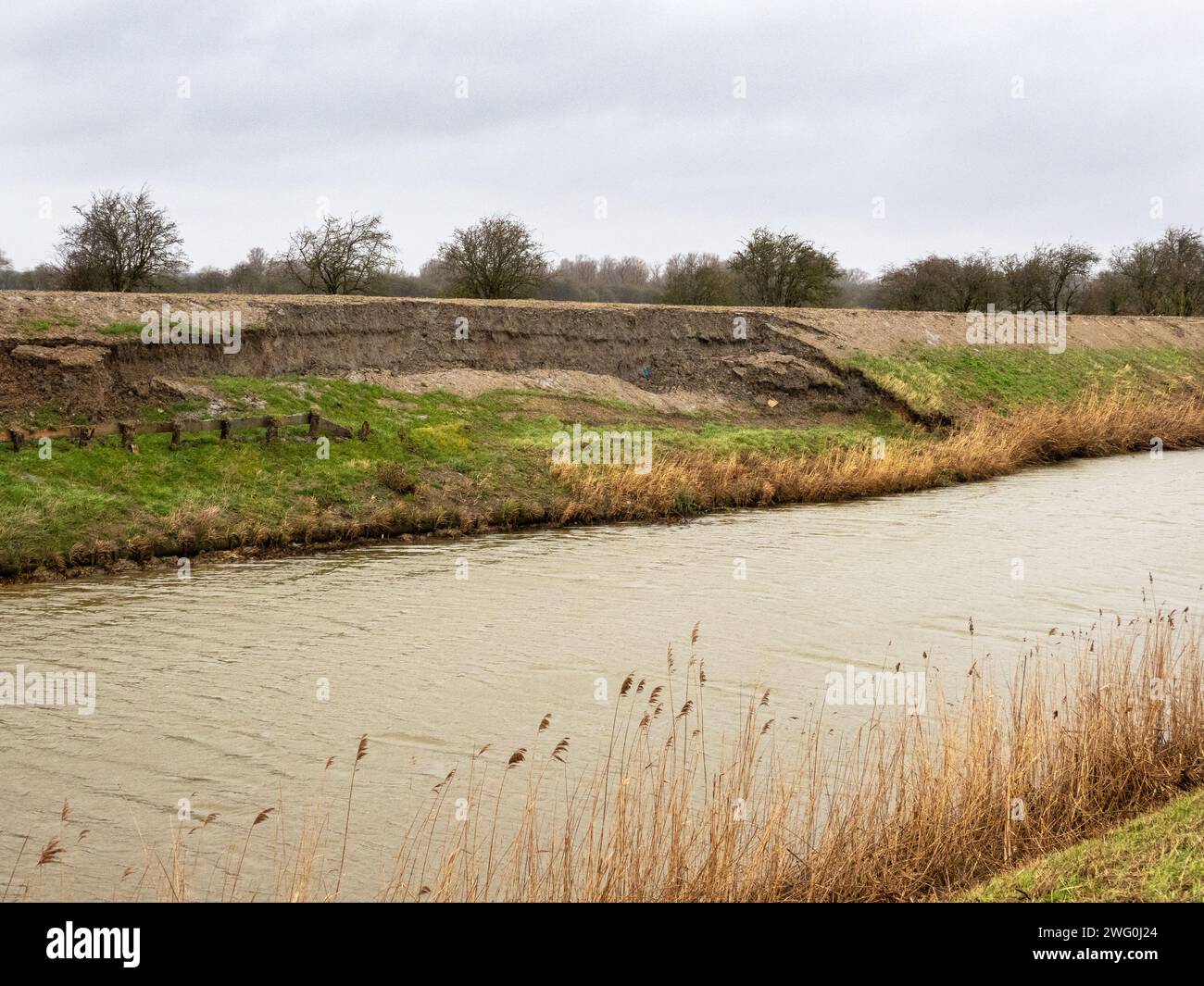 Damage caused by slumping to a flood barrier on the Sixteen Foot Drain ...