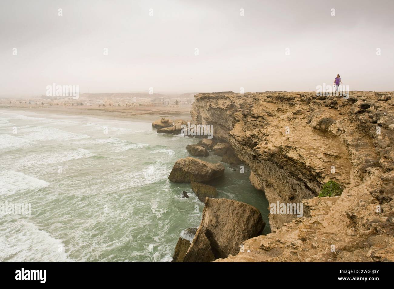 Gulf of oman coast waves hi-res stock photography and images - Alamy