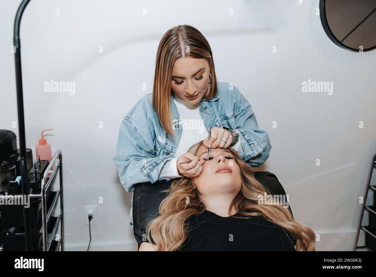 Eyelashes model hi-res stock photography and images - Alamy