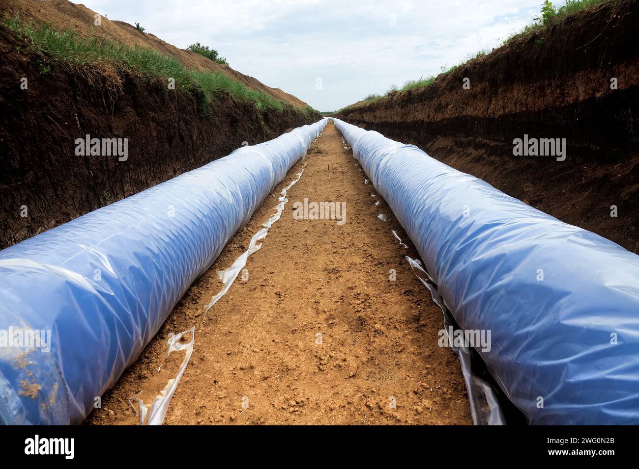 Construction of a water conduct. A double thread of large diameter ...