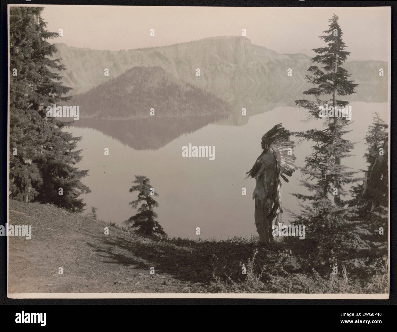 Native american ceremony oregon hi-res stock photography and images - Alamy